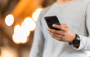 Abusive Boss: Signs, Behavior & How to Protect Yourself?
